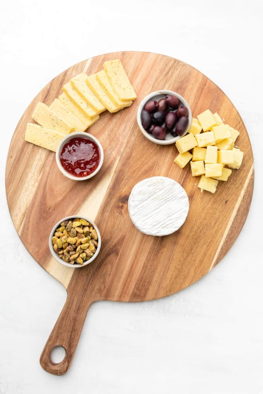 Simple Small Charcuterie Board - Coconuts & Kettlebells